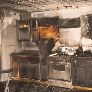 Examine fire patterns and fire behavior in natural ventilation